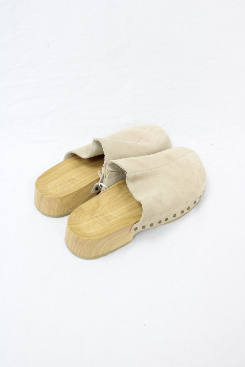 Zara - Suede Clogs – Recycle Boutique